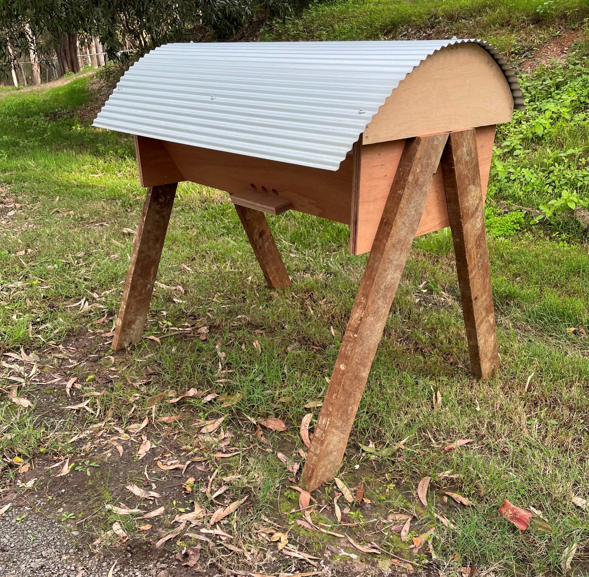 Beehive Top Bar European Topbar Bee Hive Kenya Beehive Bare Timber ...