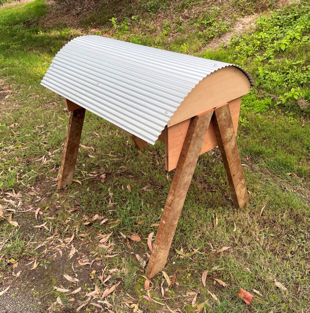 Beehive Top Bar European Topbar Bee Hive Kenya Beehive Bare Timber ...