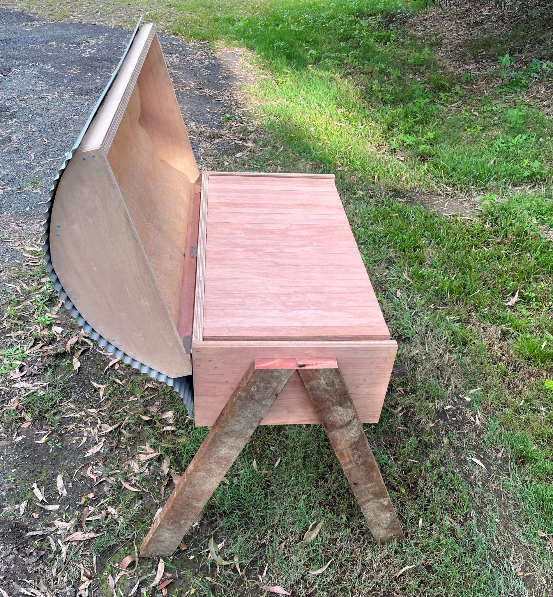 Beehive Top Bar European Topbar Bee Hive Kenya Beehive Bare Timber ...